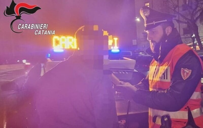 Fermata, era ubriaca alla guida: denunciata 29enne e ritirata patente ...